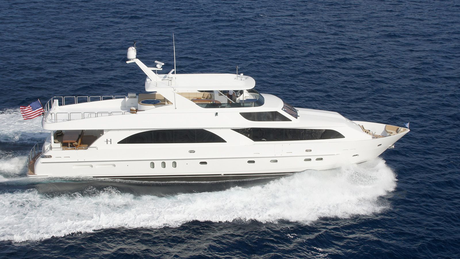 Hargrave motor yacht Sassy sold